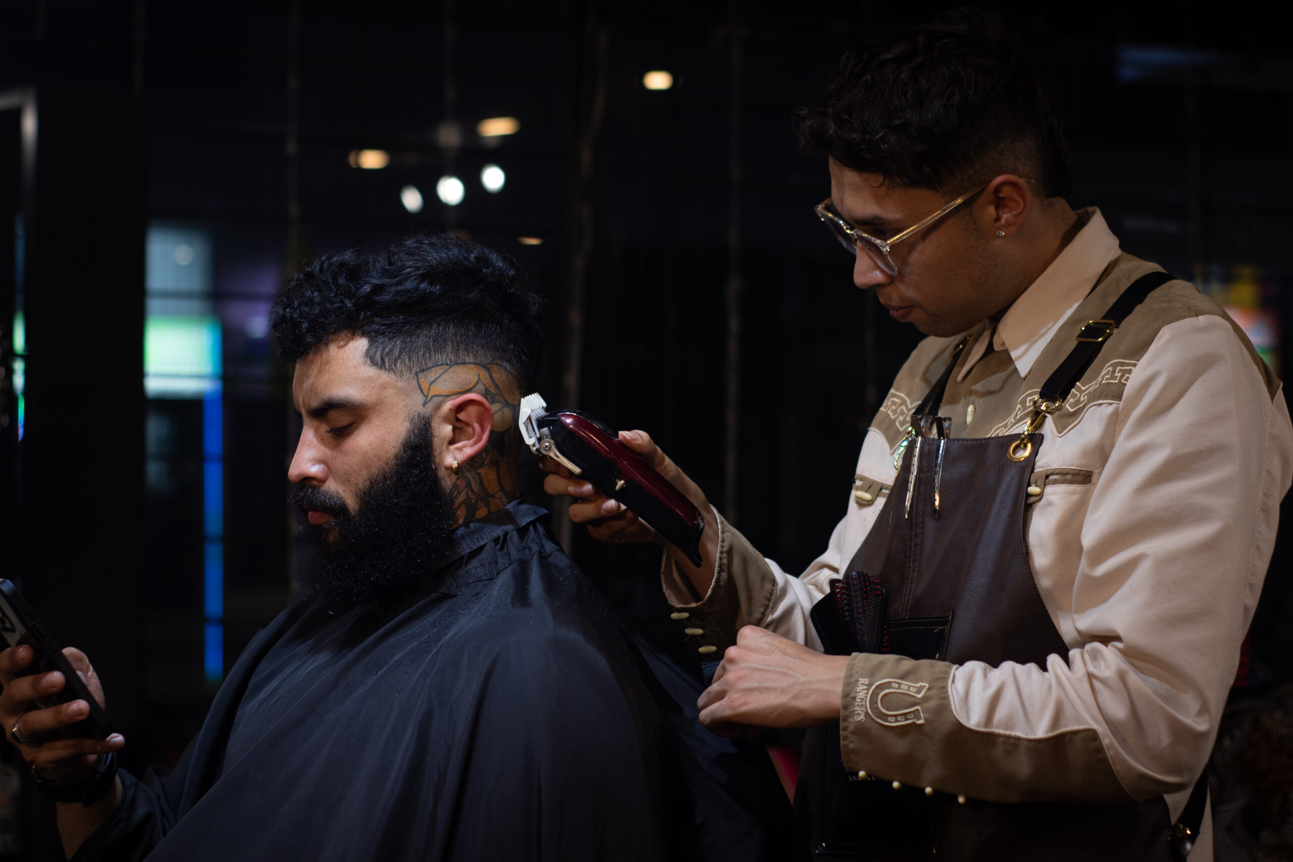 La escencia Autentica de Una Barberia Mexicana - Papito chingon